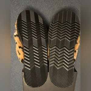 Sorel | Shoes | New Sorel Gomail Run Animal Print Slippers | Poshmark